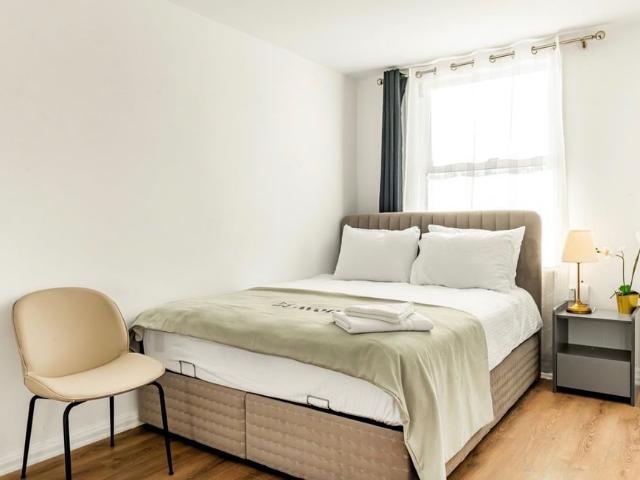 5 Bed Semi Detached House, Nottingham, NG3
