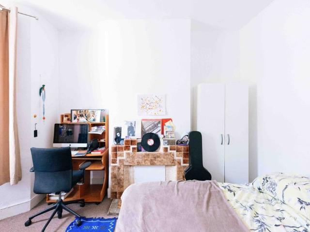 5 Bed Semi Detached House, Ethnard Road, SE15