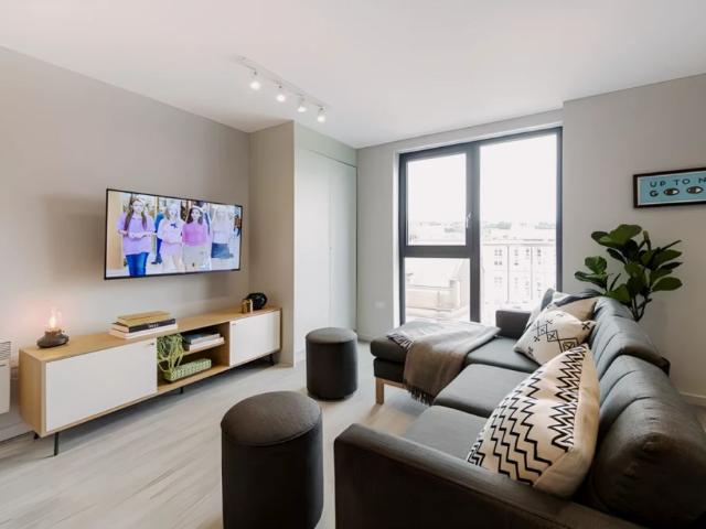 5 Bed Standard Ensuite