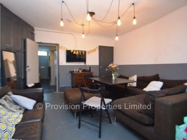 5 Bed Student Houses Hyde Park