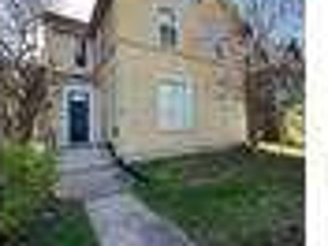5 Bedroom 1 Bath In Moline IL 61265