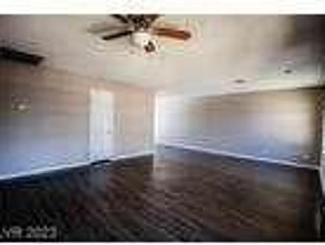 5 Bedroom 2 Bath In Las Vegas NV 89108