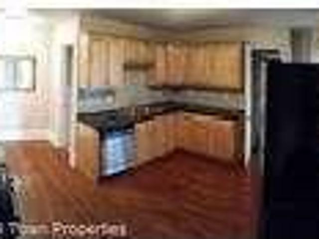 5 Bedroom 2 Bath In Pittsburgh PA 15203