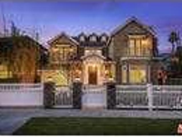 5 Bedroom 7 Bath In Toluca Lake California 91602