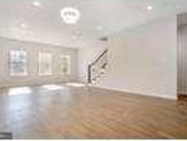 5 Bedroom 4 Bath In Washington DC 20019