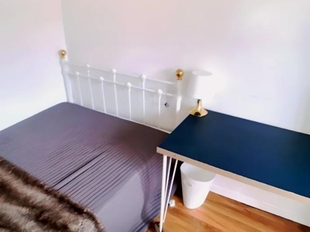 5 Bedroom 4 Bathroom room5