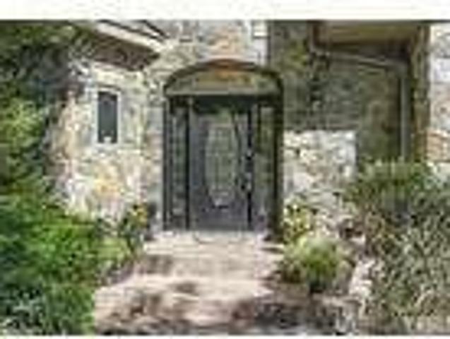 5 Bedroom 5 Bath In Cary North Carolina 27518