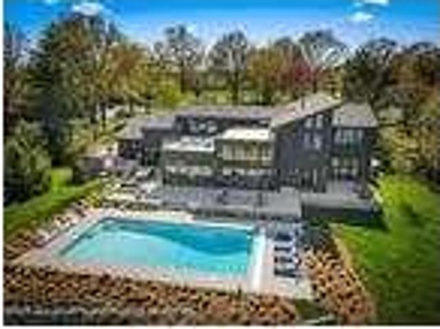 5 Bedroom 5 Bath In Rumson NJ 07760