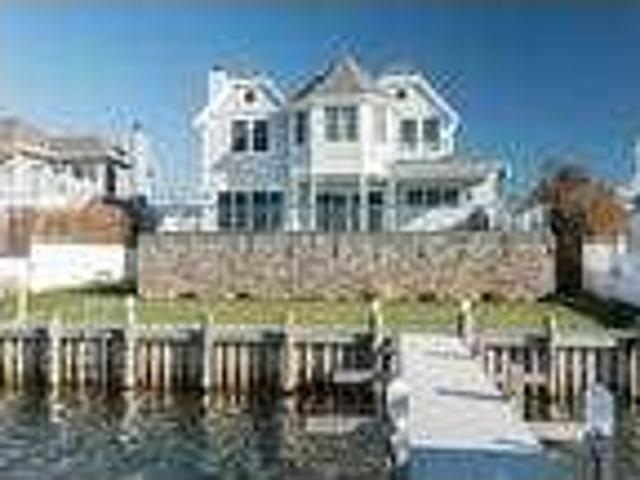 5 Bedroom 5 Bath In Remsenburg New York 11960