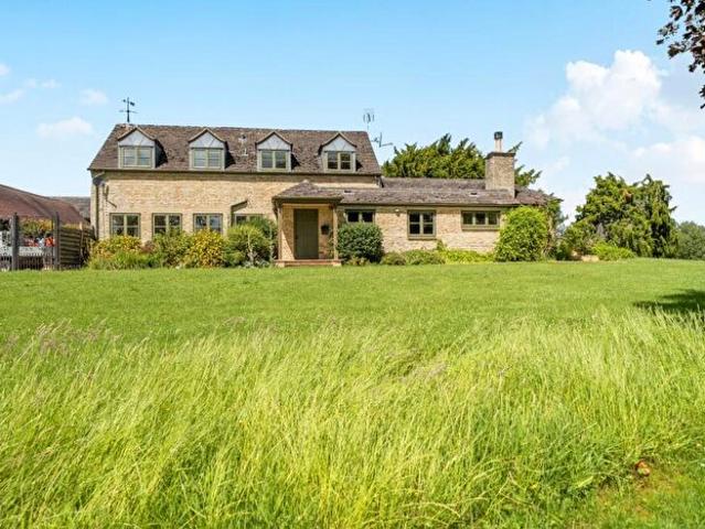 5 Bedroom Cottage To Rent In Fosse Way, Combrook, CV35