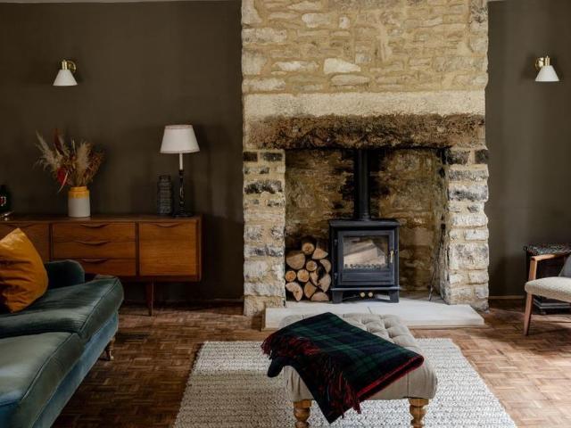 5 bedroom cottage to rent
