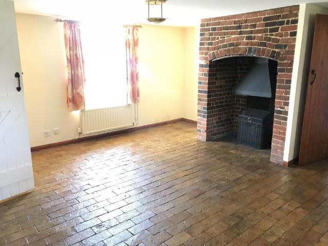 5 bedroom cottage to rent