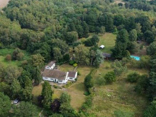 5 Bedroom Cottage For Sale In Woodhall Spa