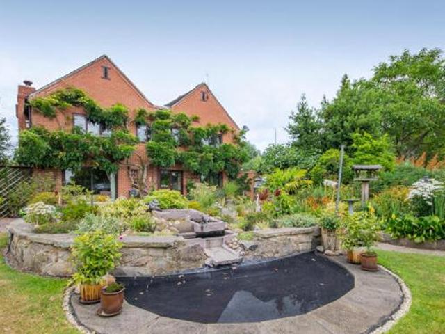 5 Bedroom Cottage For Sale In Hilton, Derby