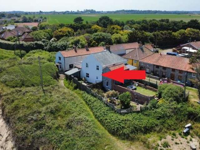 5 Bedroom Cottage House