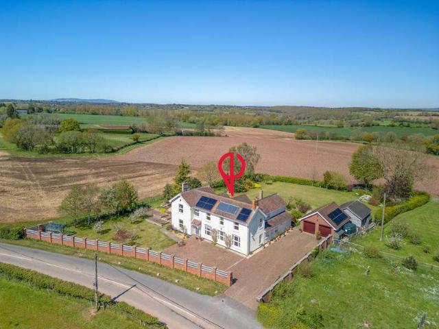 5 Bedroom Country House Character Property