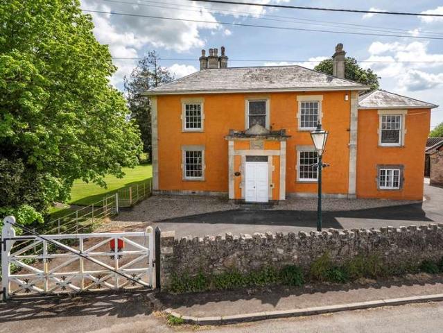 5 Bedroom Country House Character Property