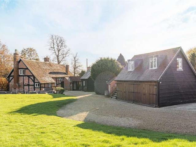 5 Bedroom Country House Character Property