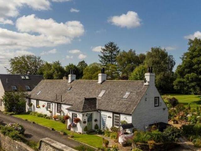 5 Bedroom Country House For Sale In Mid Lochhead