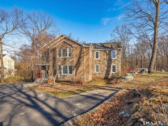 5 bedroom, Colchester CT 06415 102256049