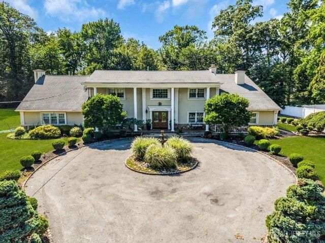 5 bedroom, Colonia NJ 07067 105140059