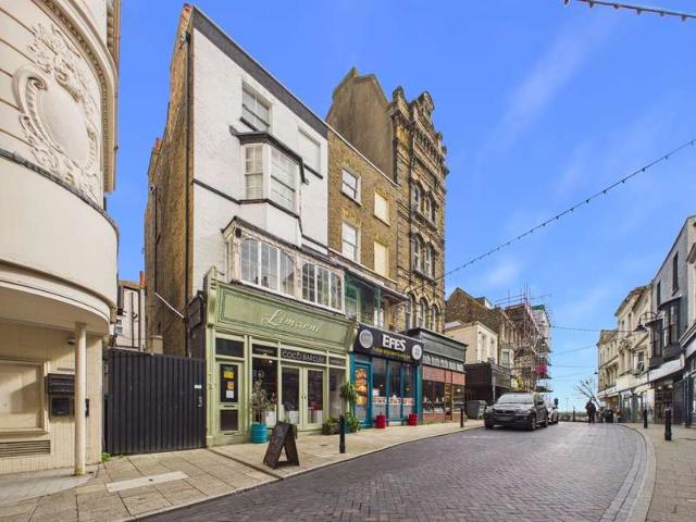 5 Bedroom Mixed Use Commercial