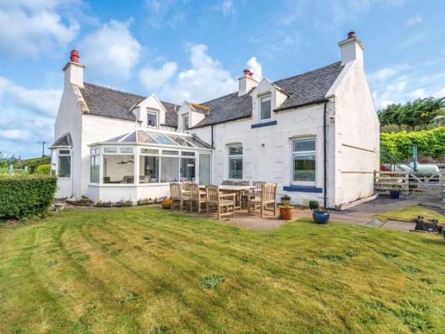 5 Bedroom Commercial Property