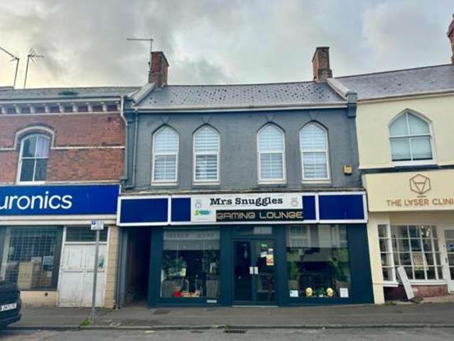 5 Bedroom Commercial Property