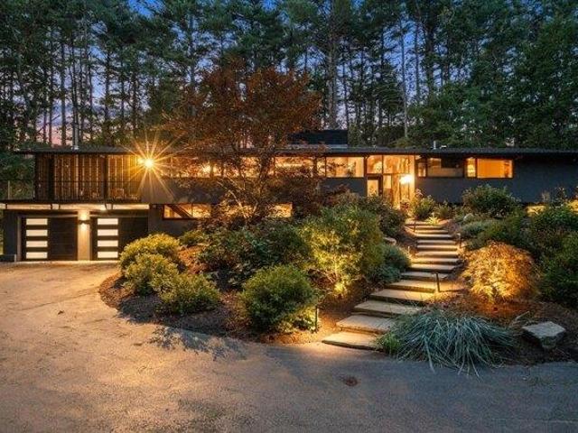 5 bedroom, Concord MA 01742 104717064