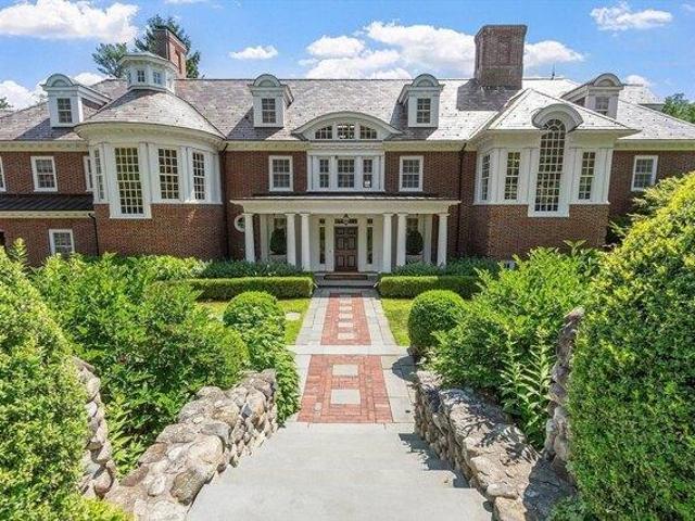 5 bedroom, Concord MA 01742 LS102762220