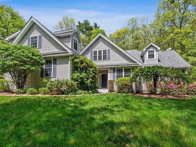 5 bedroom, Concord NH 03301 104848262
