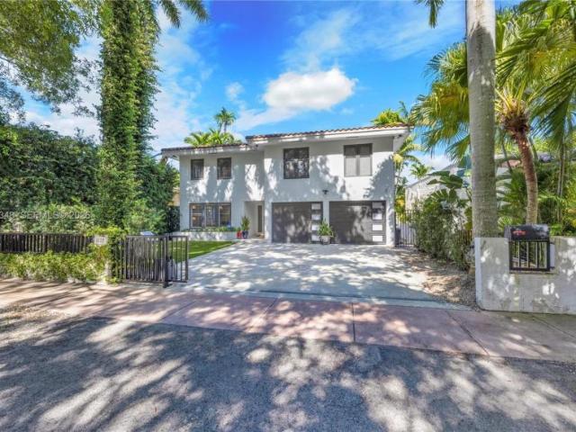 5 bedroom, Coral Gables Fl FL 33134 102519687