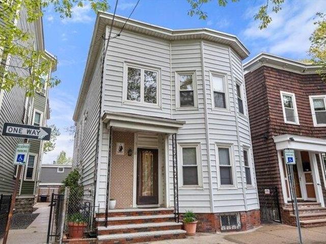 5 bedroom, Cambridge MA 02141 104443182