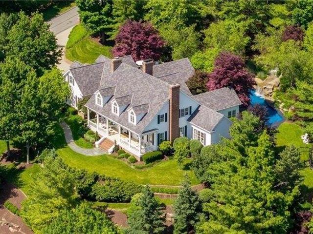 5 bedroom, Canonsburg PA 15317 103626476