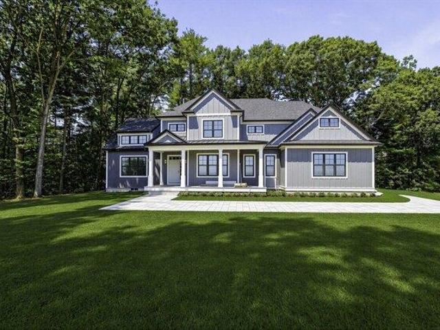 5 bedroom, Canton MA 02021 104904574