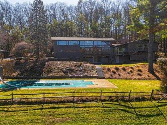 5 bedroom, Carlisle MA 01741 LS101630743