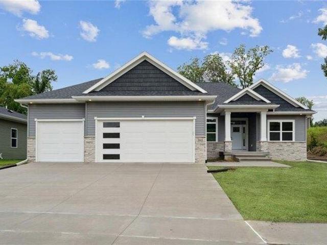 5 bedroom, Cedar Rapids IA 52411 89624276