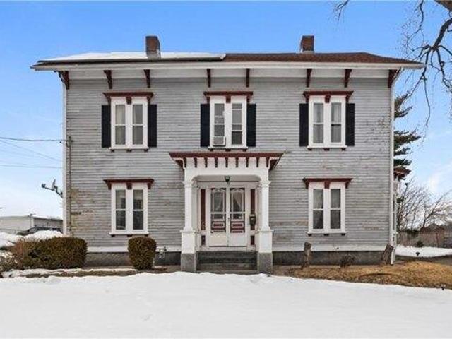 5 bedroom, Central Falls RI 02863 102344128