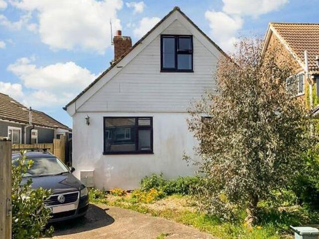 5 Bedroom Chalet For Sale In Greatstone