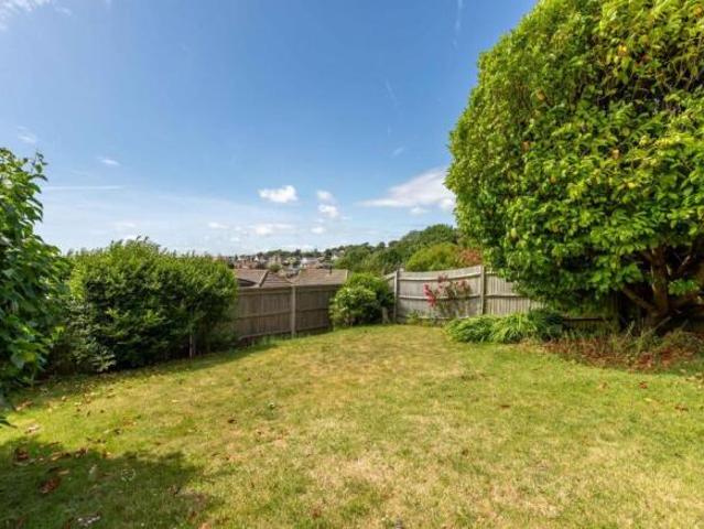 5 bedroom chalet for sale in Sycamore Close, Brighton, BN2
