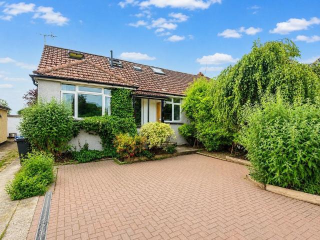 5 bedroom chalet for sale
