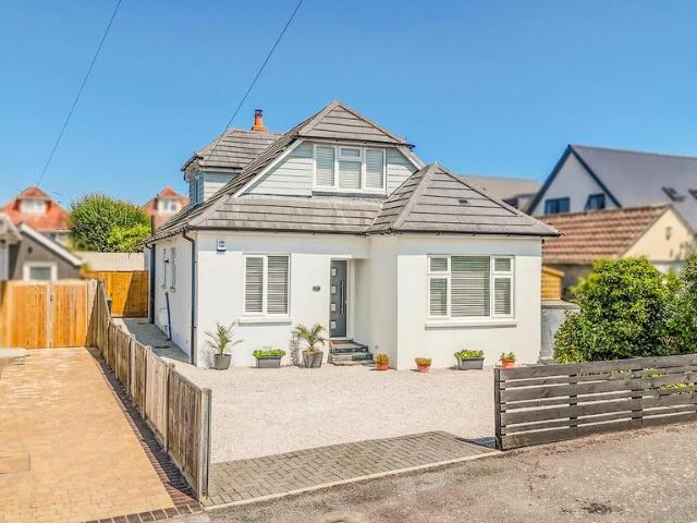 5 bedroom chalet for sale
