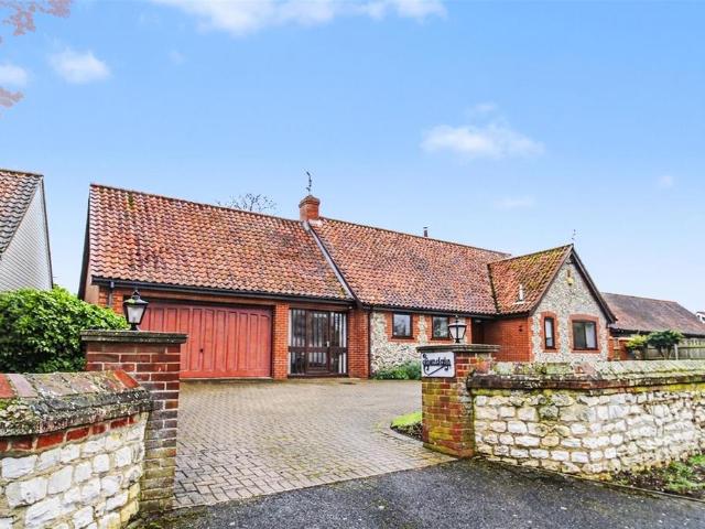 5 bedroom chalet for sale