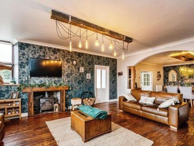 5 Bedroom Character Property For Sale In Cwmavon