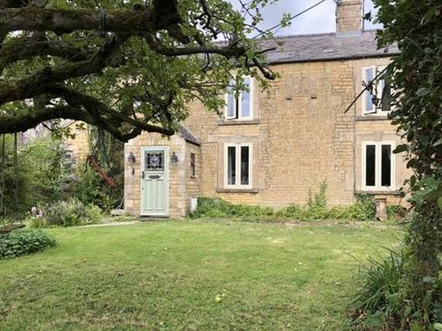 5 bedroom character property for sale in Lansdowne BourtonontheWater GL54 GL54
