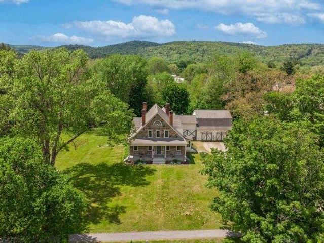 5 bedroom, Charlestown NH 03603 104850394