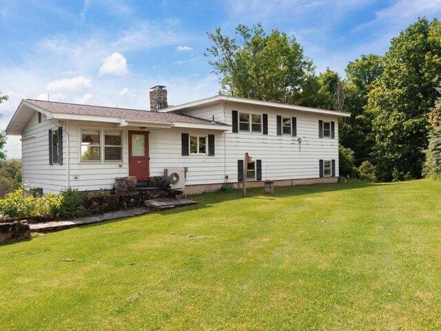 5 bedroom, Charlotte VT 05445 103966660