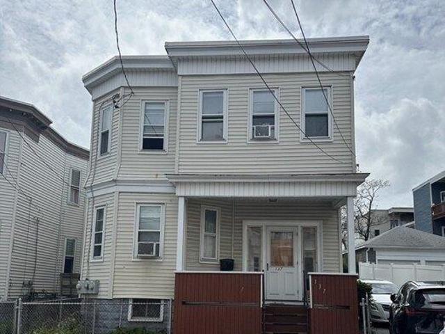 5 bedroom, Chelsea MA 02150 103248532