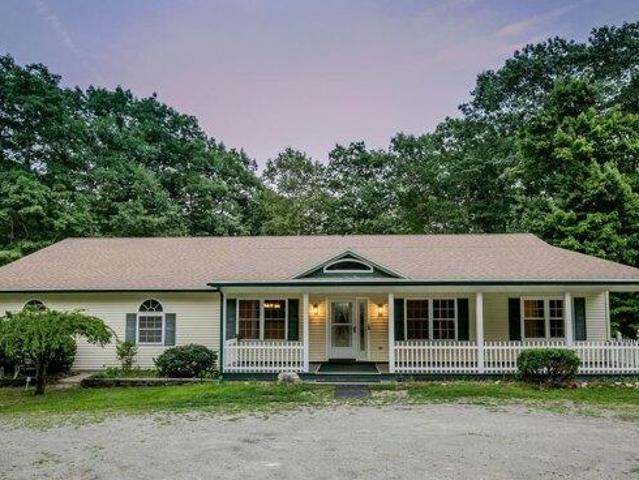 5 bedroom, Chelsea ME 04330 105192686