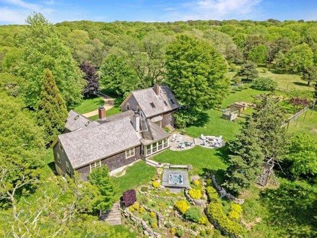 5 bedroom, Chilmark MA 02535 LS102775545